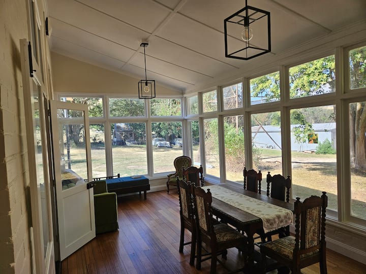 Old Kurrajong Lodge - Residence - Tallangatta