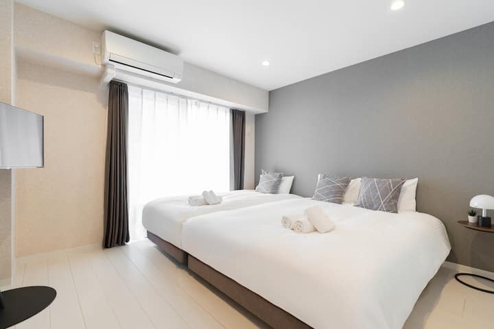 New /Sr Tennoji/usj/3-person/12-minwalk To Station - Osaka