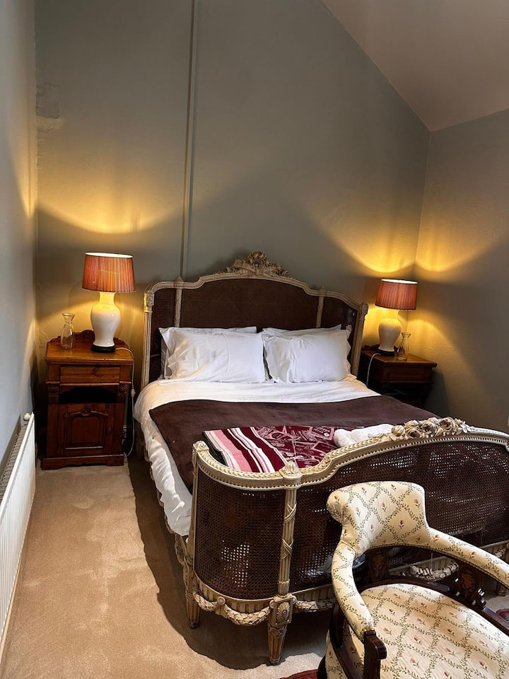 Stunning 2 Bed Flat | Near Belvoir Castle - Melton Mowbray