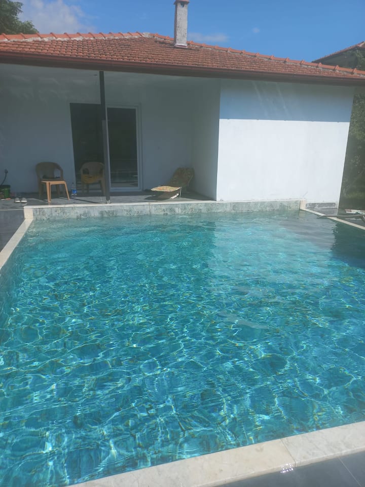 Doğa Manzaralı Havuzlu Villa - Köyceğiz