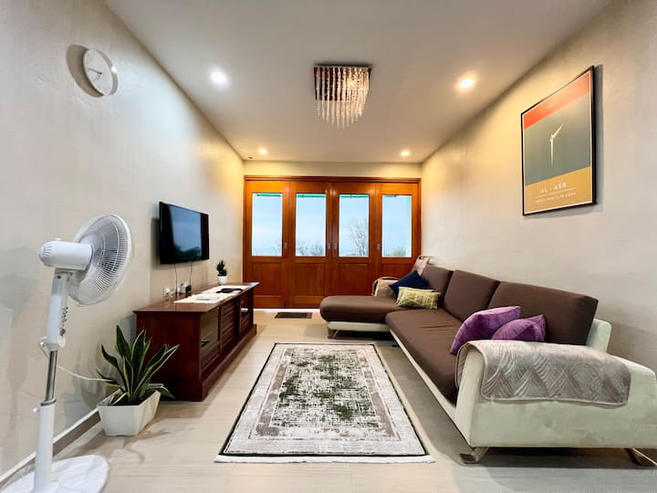 The Rockview Penang @Bayu Emas  Near Beach - Batu Ferringhi