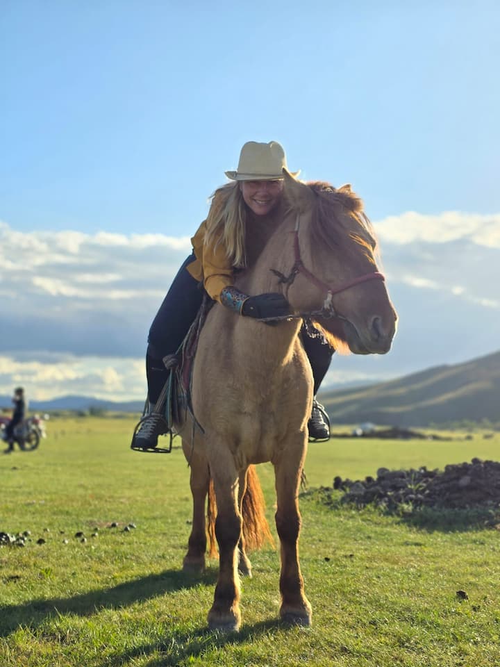 * Yourte, Chez Famille Nomade, 4 Personnes* - Mongolia