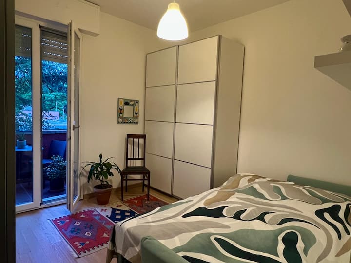 Cozy Room With Private Bathroom - Imola