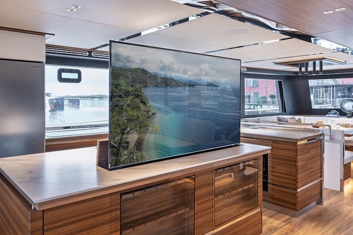 Host In Style Aboard Atraversia - Cap-d'Ail