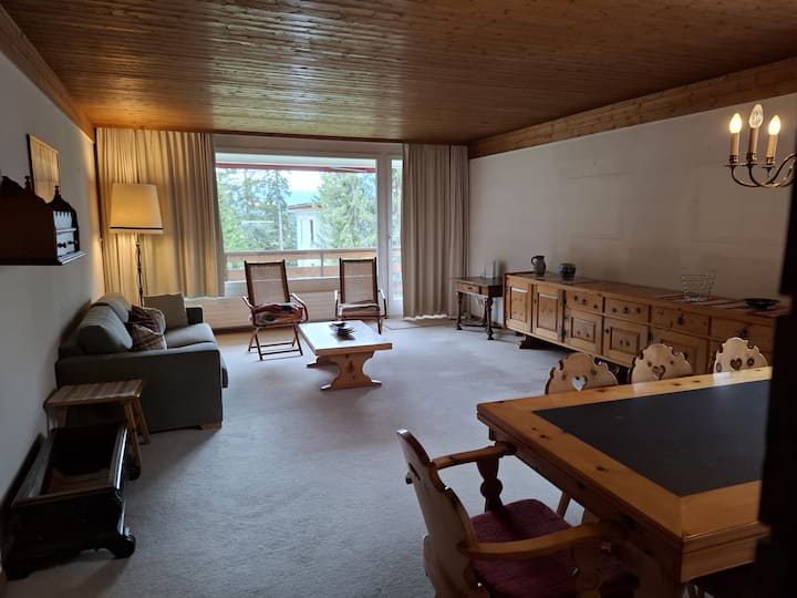 Grosszügige Wohnung Mit Altmodischer Charme - Davos