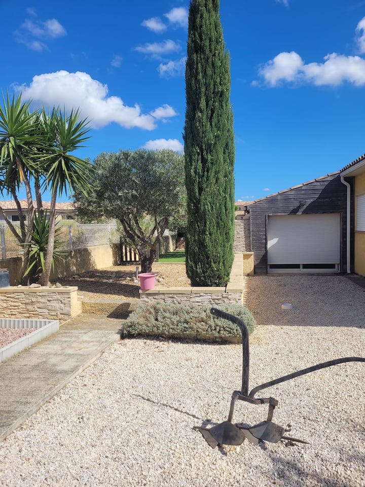 Villa 3 Chambres Avec Jardin - Lézignan-Corbières