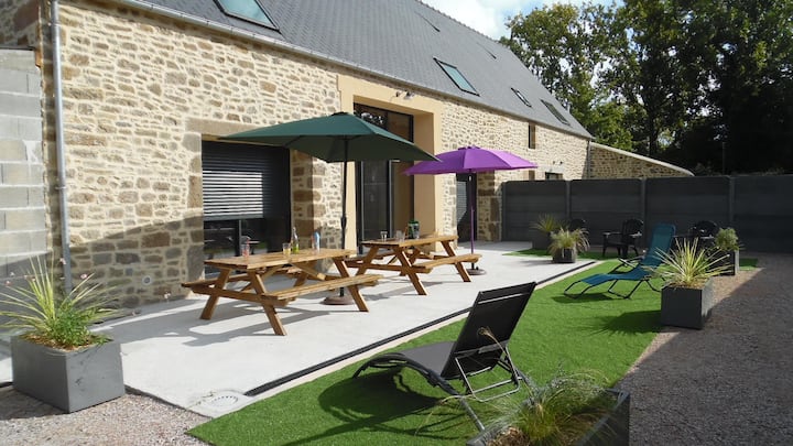 Gite 1 L Atelier
10 Personnes - Saint-Vaast-la-Hougue