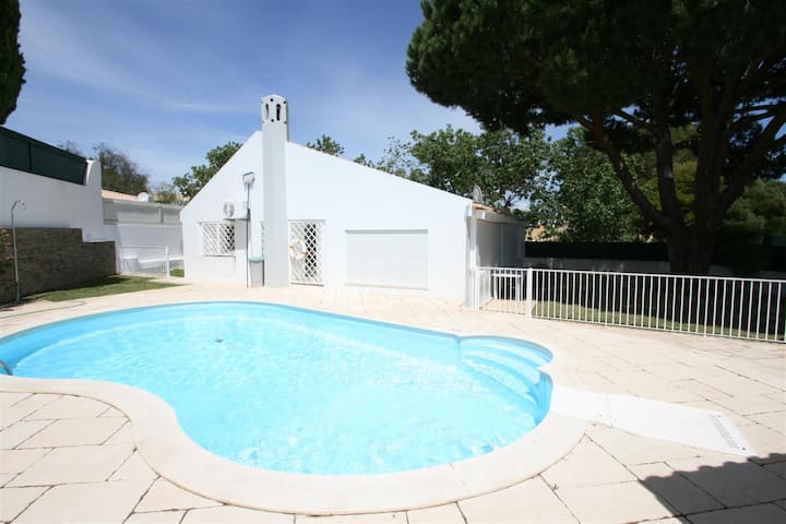 Villa Sonia - Albufeira Strip Location - Albufeira