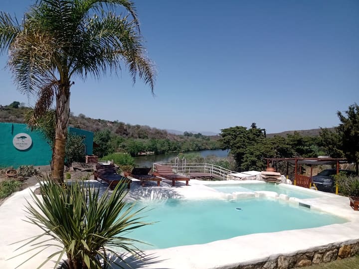 Las Acacias Refugio. Cabaña Turquesa 4 Personas - La Falda