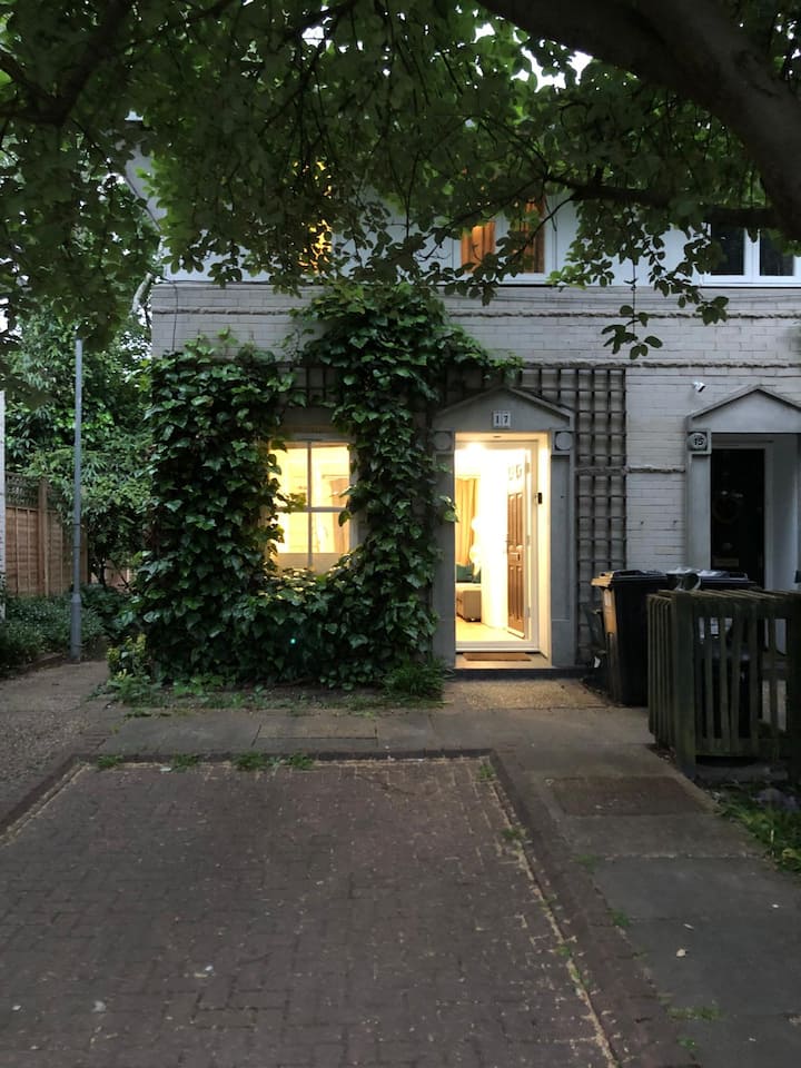 Central London Townhouse,camden | Garden & Parking - Londen