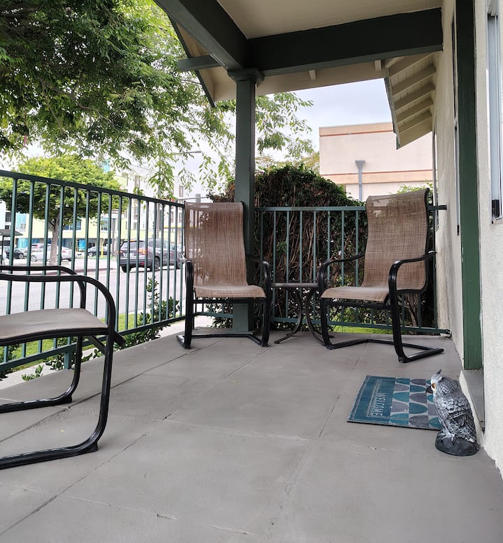 Glendale Downtown Loft - Burbank, CA