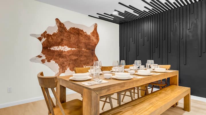 Cowboy Pool Lux Backyard Walk To Stadium - Arlington, TX