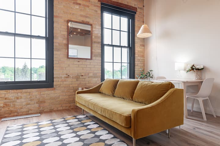 Bradshaw Lofts: The Foundry - Ontario