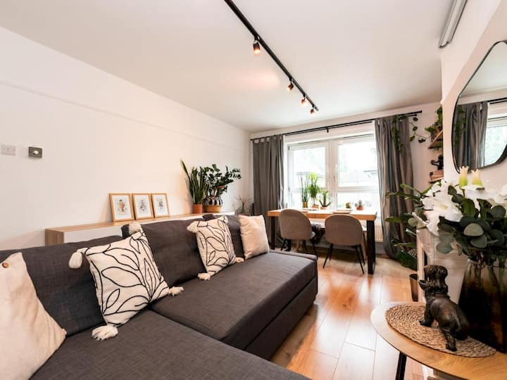 Stylish 2-bed Flat In Woolwich - Woolwich