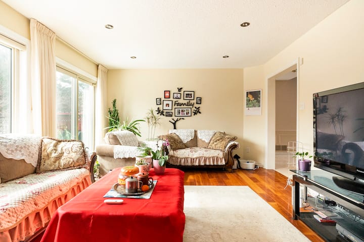 (Garden A)spacious, Cozy Stay At A Beautiful Home - Markham