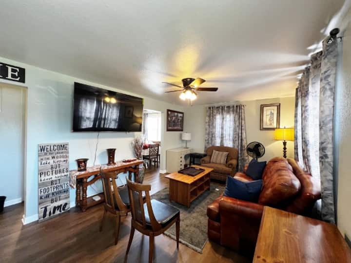 Cozy Serene Maison 3br/3beds / 1bath - Peoria