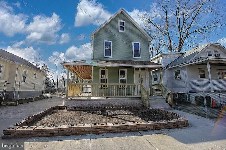 2br Retreat Near Philly Fun - Cherry Hill, NJ