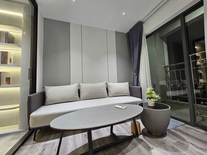 Son Tra Ocean View Apartment - Da Nang