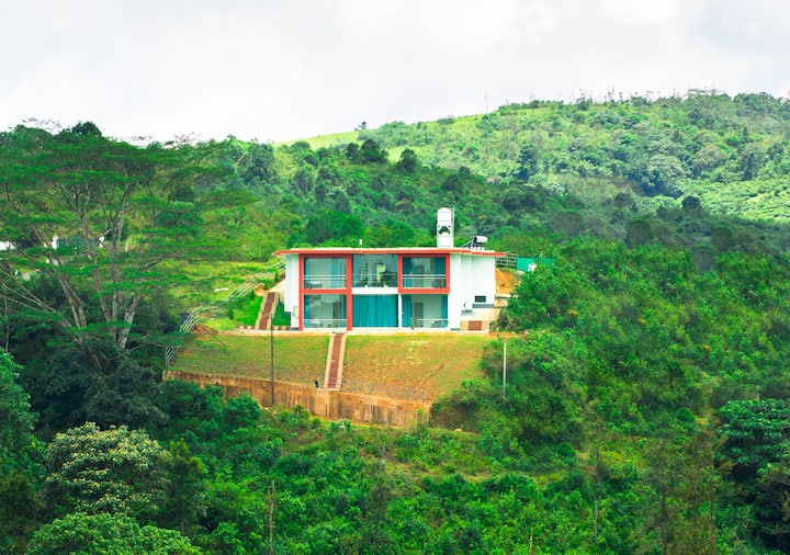 Hilltop Stay In Vagamon With Valley View - Vagamon