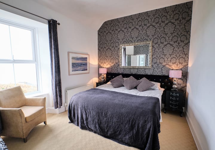 Beacon Crag - Bedroom 3 - Porthleven