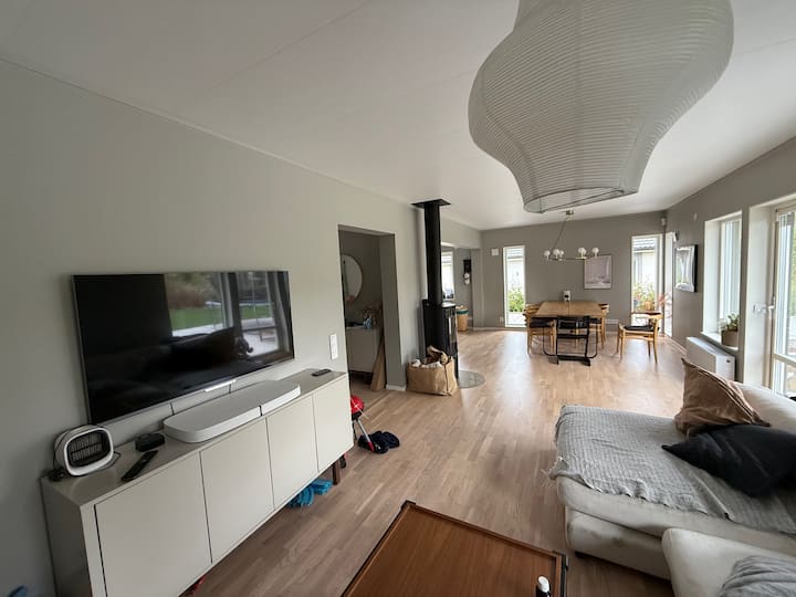 Villa Med Spabad I Huddinge - Huddinge