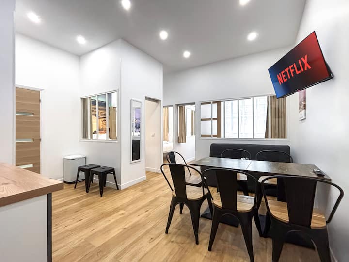 Stylish Stay – Rue Legraverend - Paris
