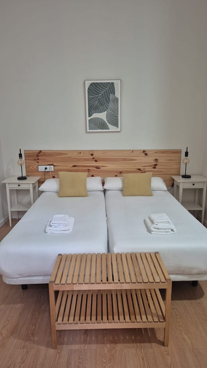 Hab. Interior Con Baño - Las Palmas de Gran Canaria