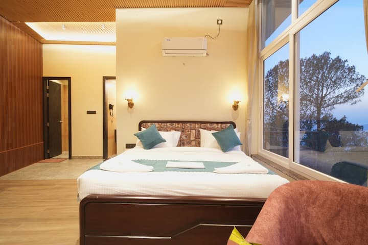 Family Interconnecting B&b@dunhill Manor - Lansdowne, India