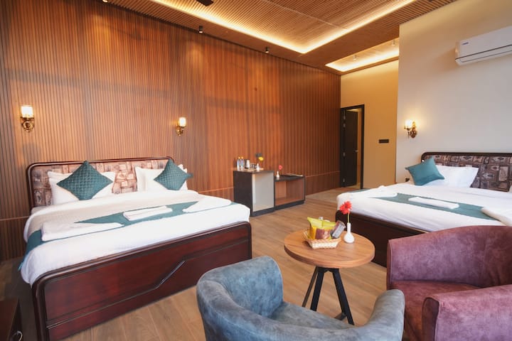 Executive Valley View Room@dunhill Manor - Lansdowne, India