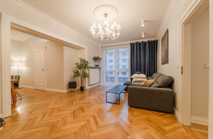 The Rynek Residence-space For 12 - Wrocław