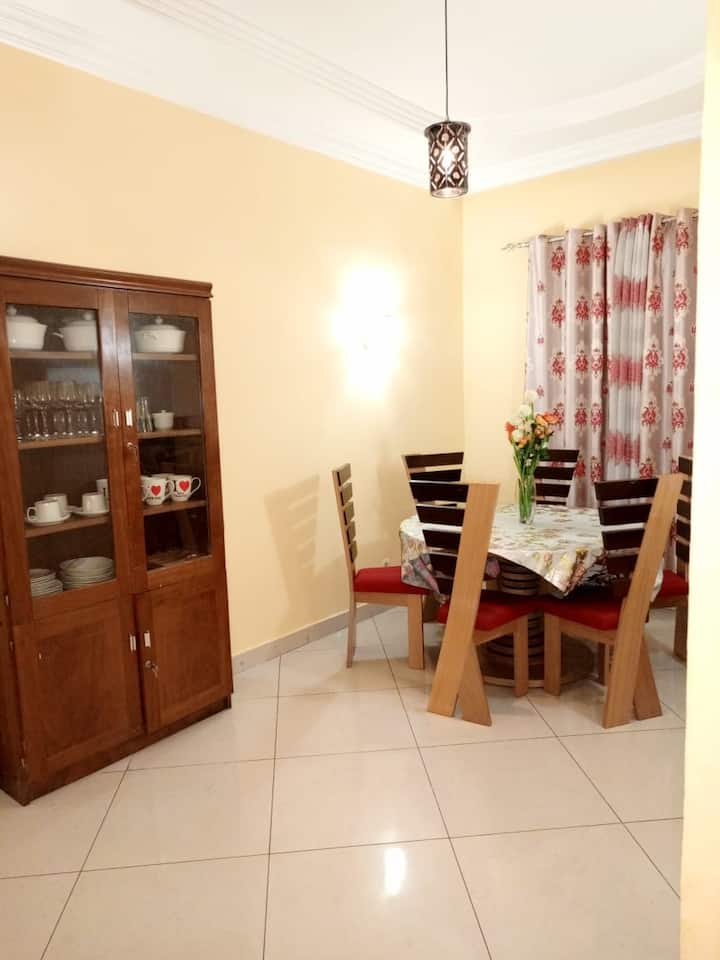 Appartement 3 Chambres Meublés - Brazzaville