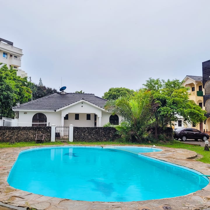Elna's Haven 1br - All Amenities In A Quiet Space. - Mombasa