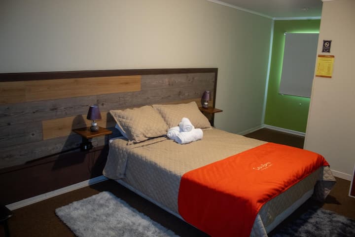 Hostal Casa Alegre Valparaiso - Valparaíso, Chile