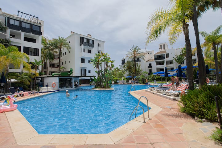 Fabuloso Apartamento De 3 Habitaciones. - Marbella