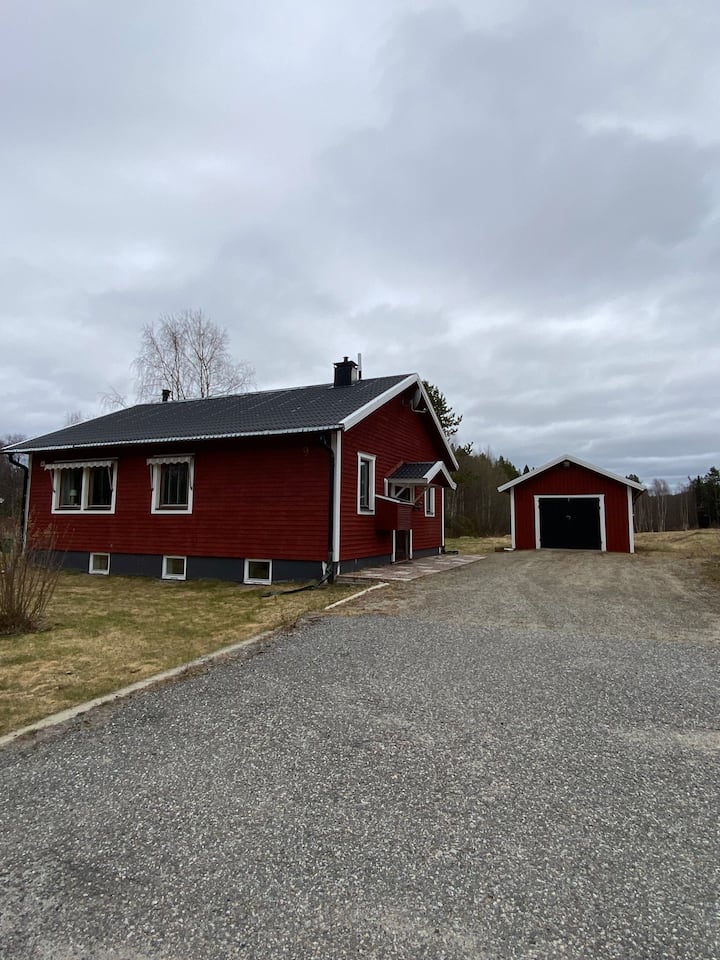 Vrijstaand, Sfeervol Huis In Zuid Lapland - Sweden