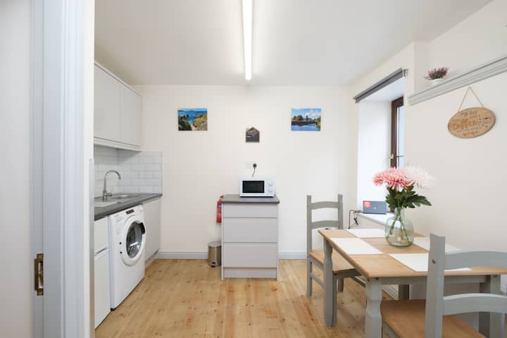 No 1 Eyre Square Suite - Galway