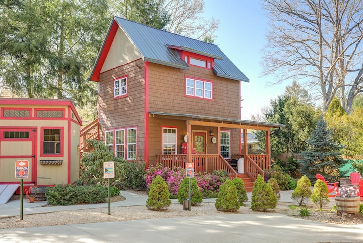 5th Street Cabin – Top & Bottom Suites - Black Mountain, NC