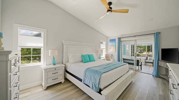 Dockside Dreams| Pool And Canal! - Palm Coast, FL