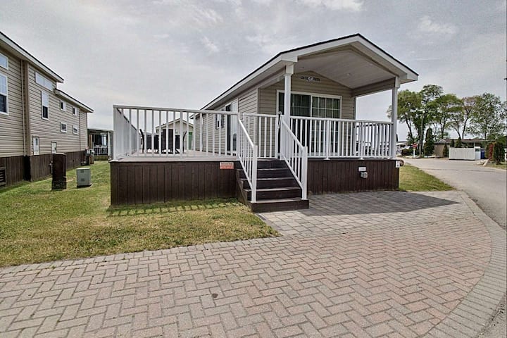 Rental Cottage 2 Bedroom - Crystal Beach