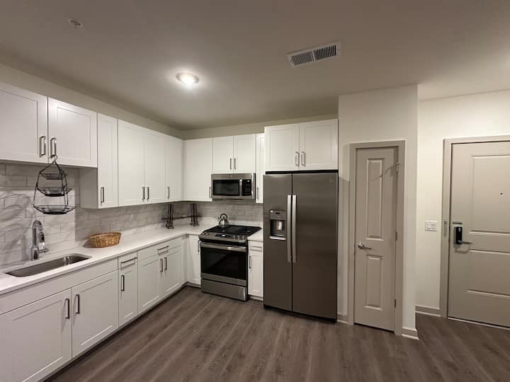 Luxury 2-bedroom Apartment - Chatham, NJ