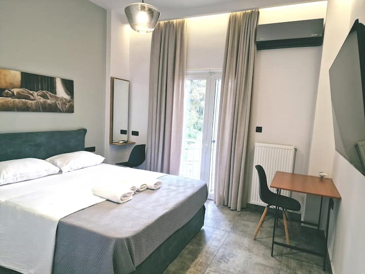Zenozy Luxury Apartments - Corfu