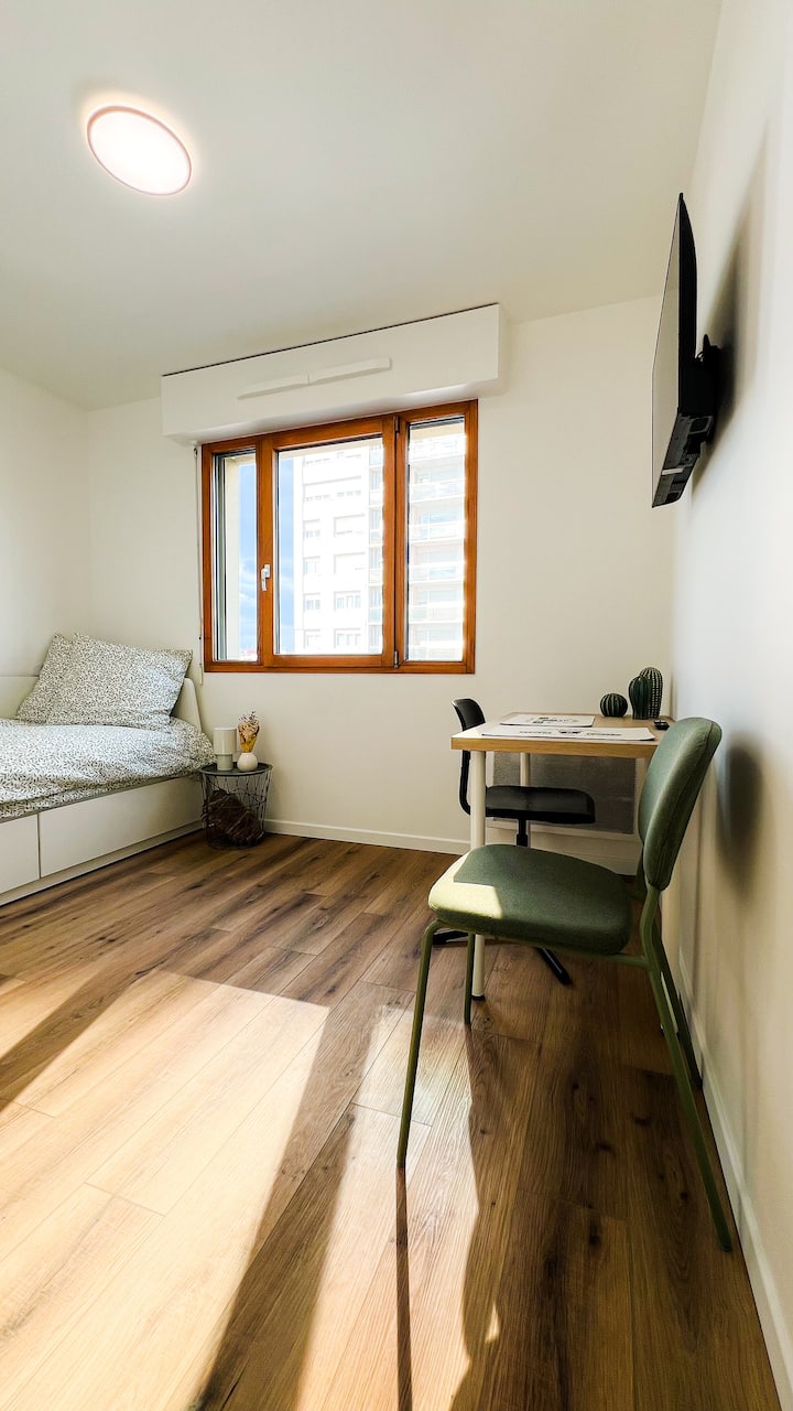 Studio Calme & Coworking, Métro 13 Au Pied - Clichy
