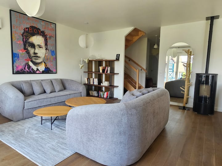 Superbe Maison Familiale, Proche Plage, 4 Chambres - Deauville