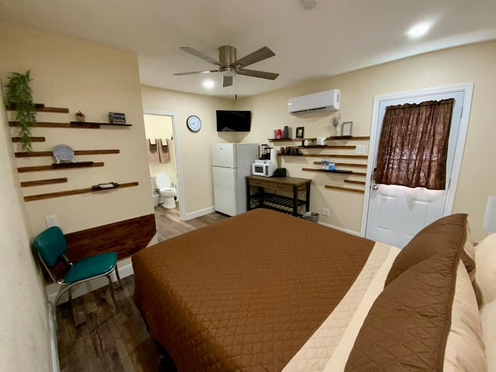 K2 Unit @ The Kimberly House - Near Texas Tech - Lubbock