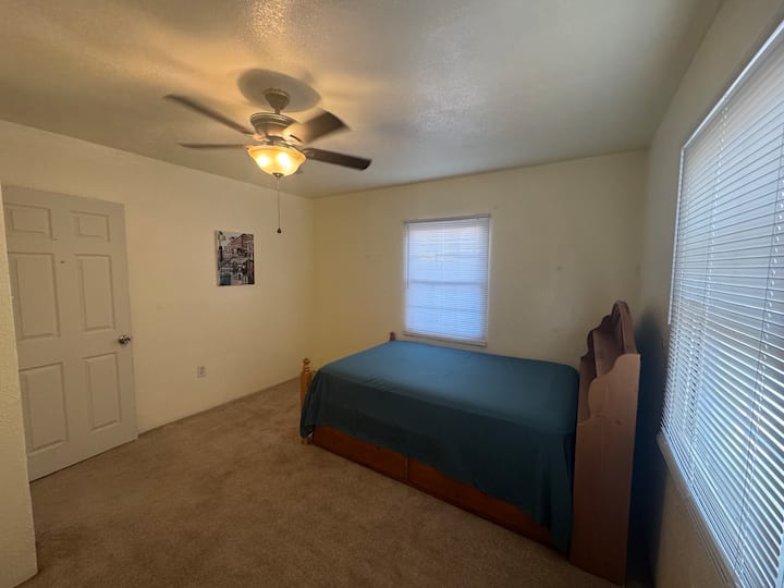 Fully Furnished House - Carlsbad, NM