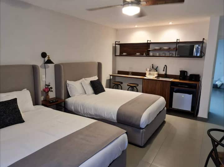 Ss102 Habitación En Excelente Zona Gdl - Mexico