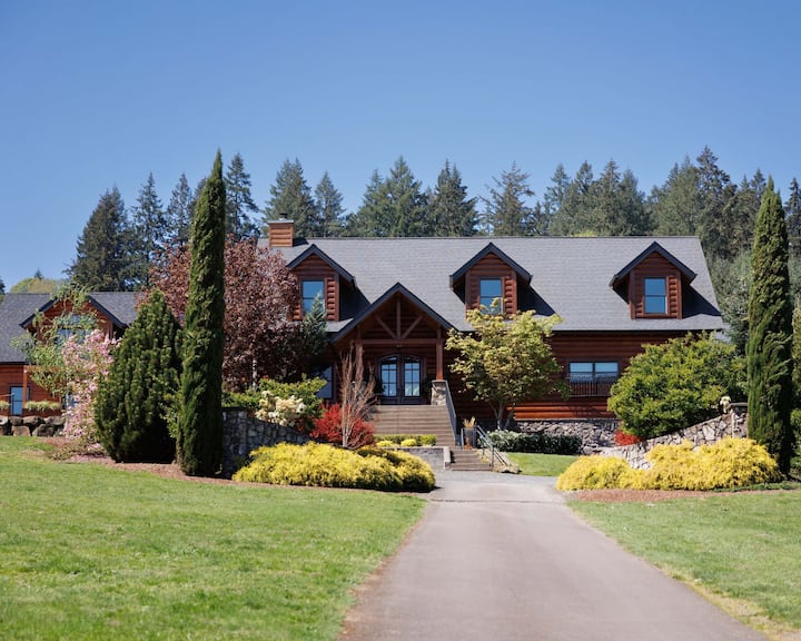 Franziska Haus, Orchard Room - Dundee, OR