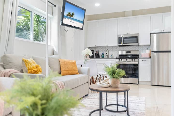 Modern Adu In Gardena – Perfect For Relaxing Stays - Lynwood, CA