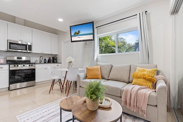 Modern Adu In Gardena – Perfect For Relaxing Stays - Gardena, CA