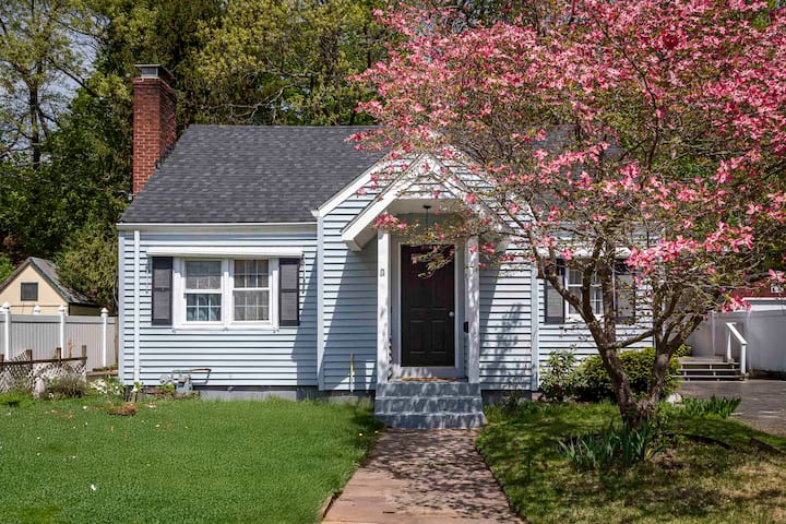 Cozy Nest~3bed & 2bath Home~14 Mins To Hartford - Connecticut